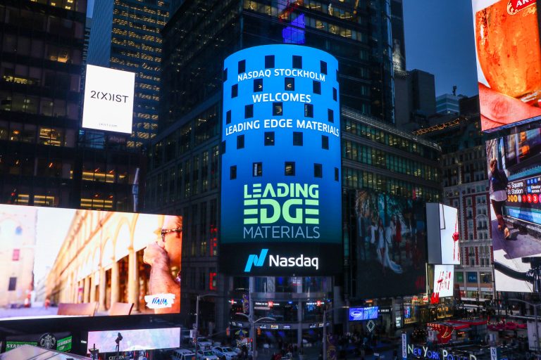 INVESTORS - Leading Edge Materials Corp